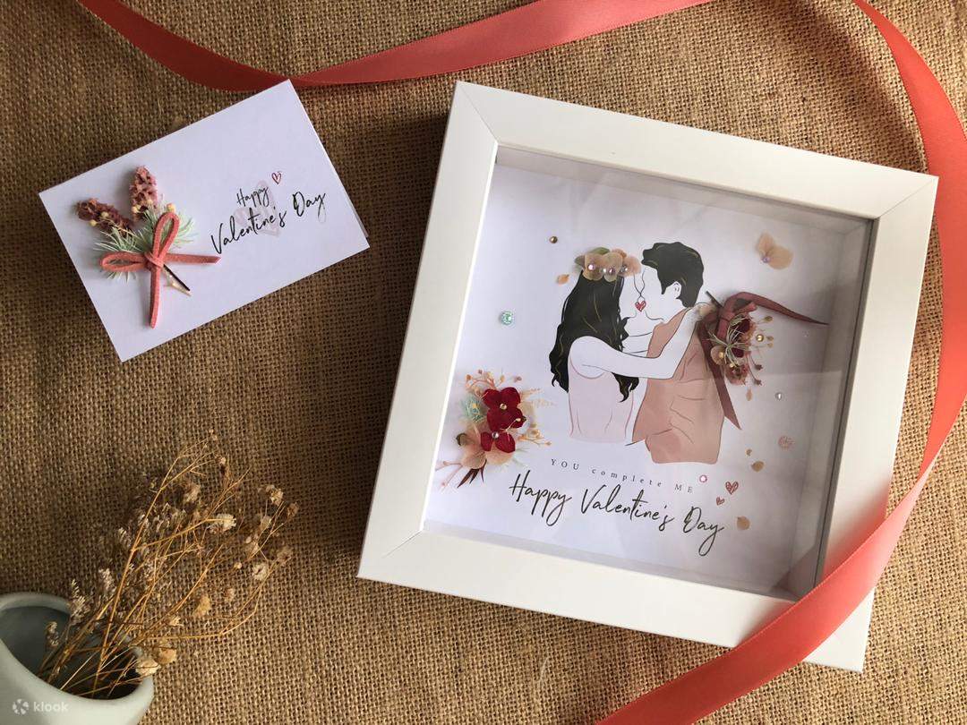 Lovely Couple Visual Flower Art by Jfleur Art in Malaysia - Klook India